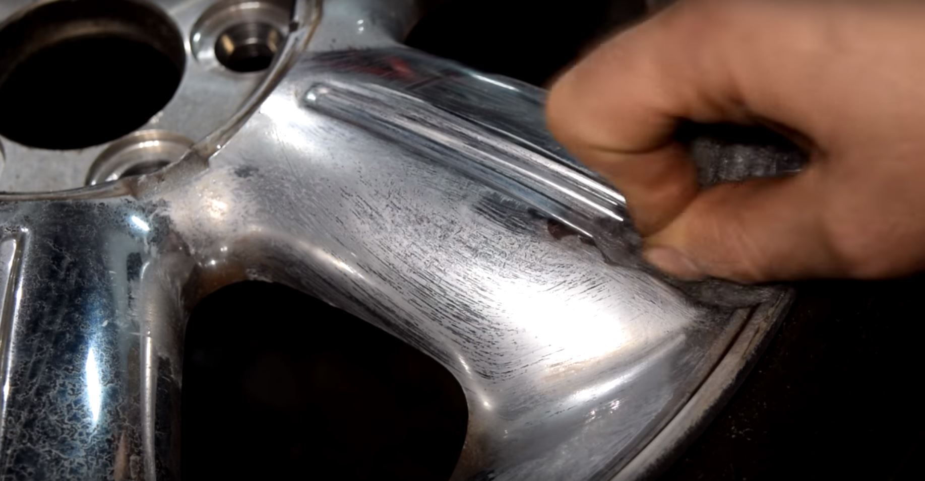How To Repair Damaged Chrome Rims - Harris Mitte1993